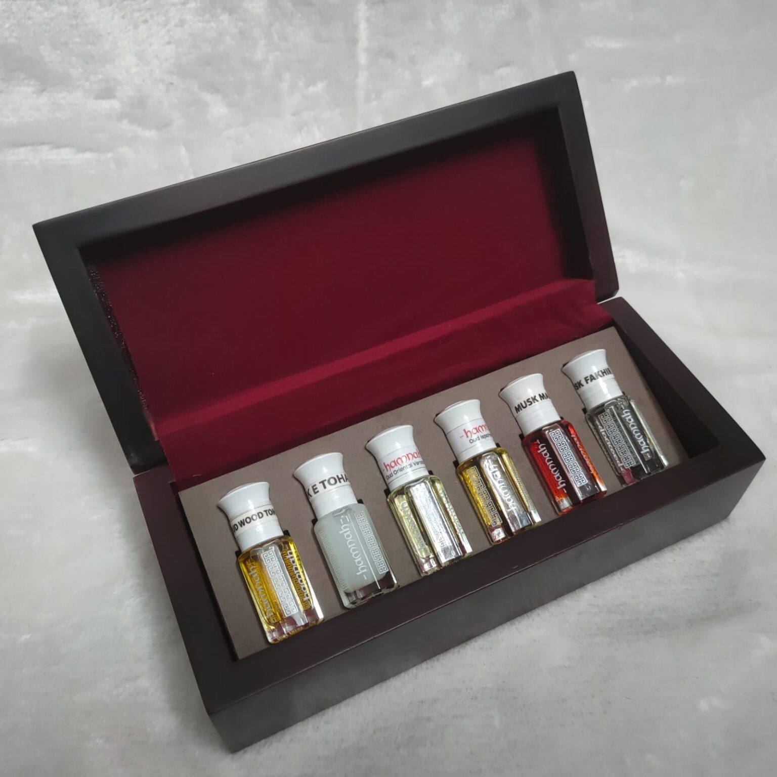 Musk And Oud Box - Hamnah